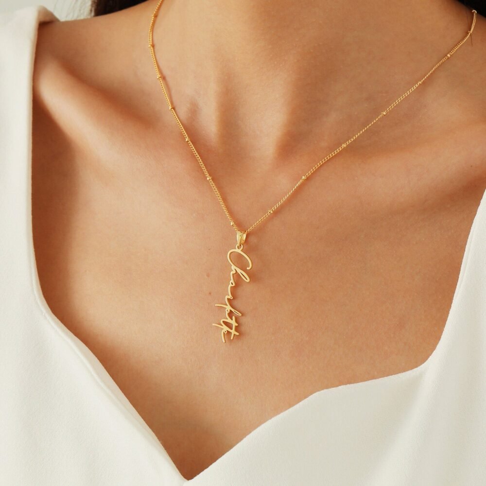 Vertical Cursive Name Necklace – shazanee